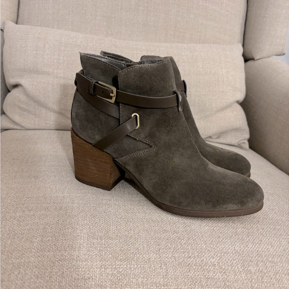 Crown Vintage | Shoes | Crown Vintage Suede Boots | Poshmark